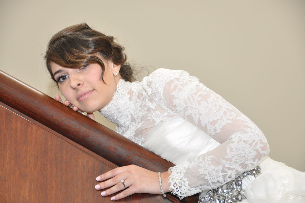 Enzoani Ferryn – Nearly Newlywed