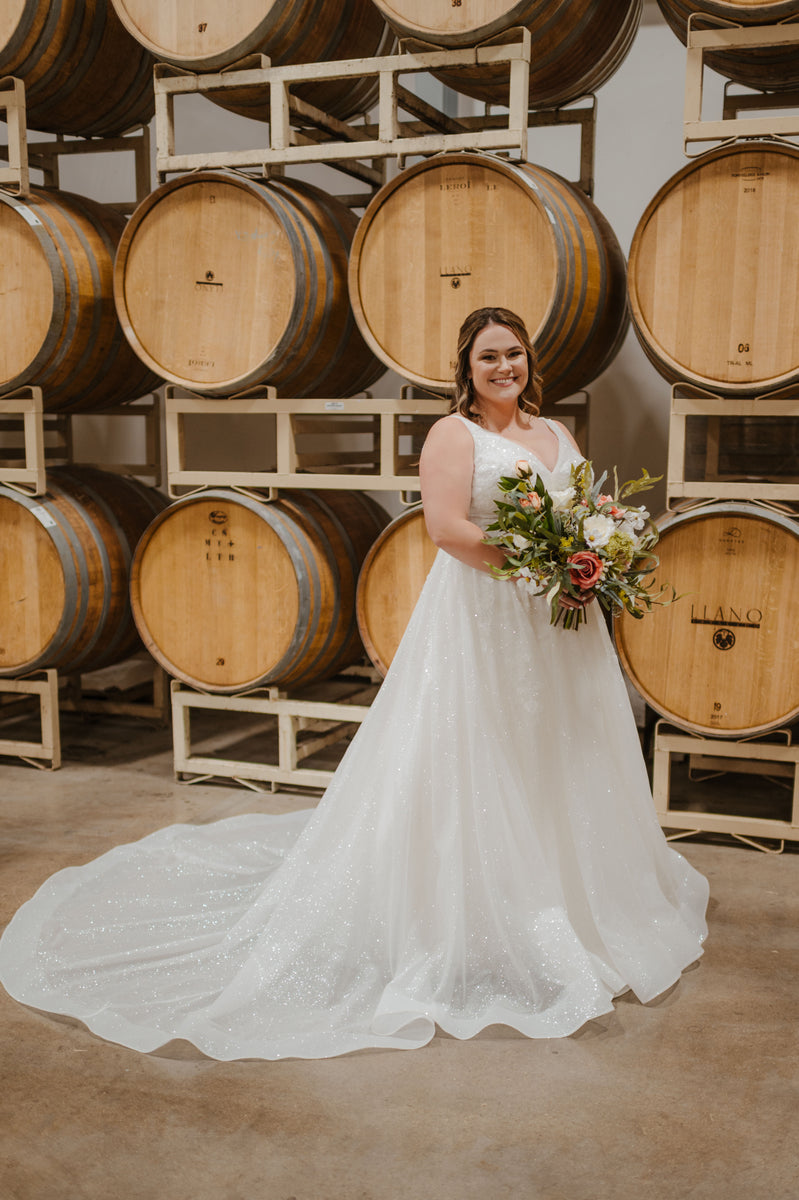 Essense of Australia D3445 – Nearly Newlywed