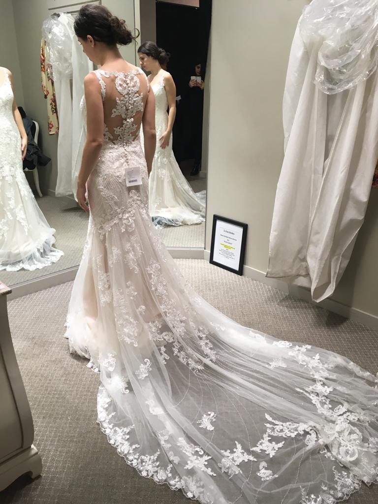 Essense of Australia D2208 – Nearly Newlywed