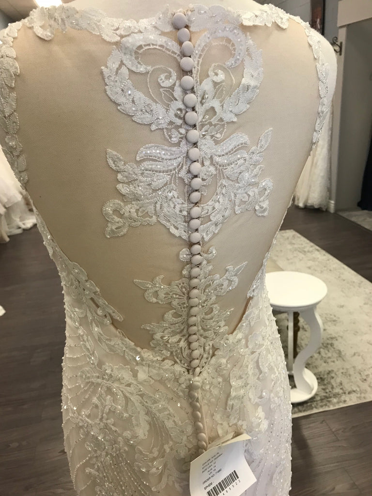 Essense of Australia D2208 – Nearly Newlywed