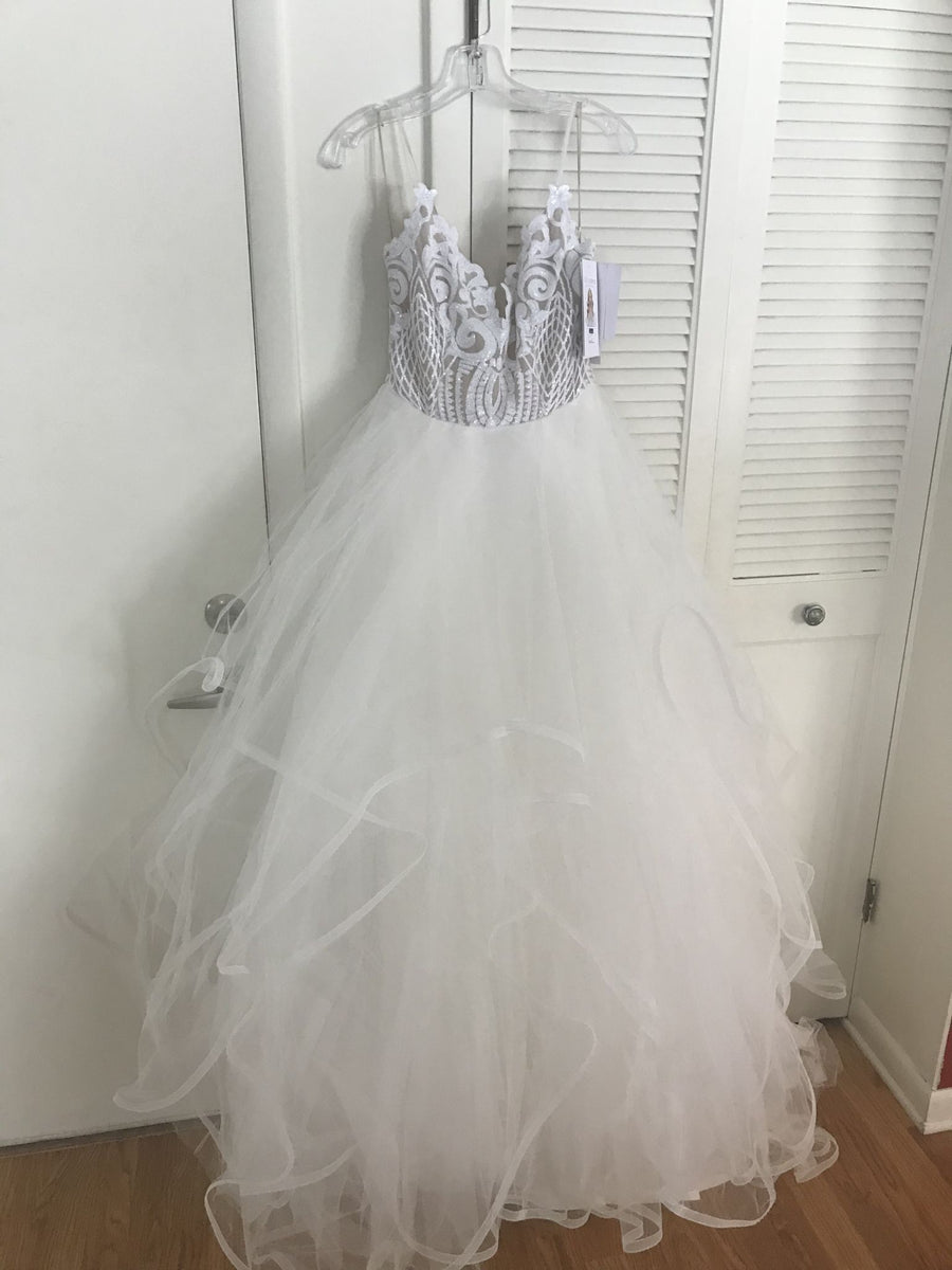 Hayley Paige Pepper – Nearly Newlywed