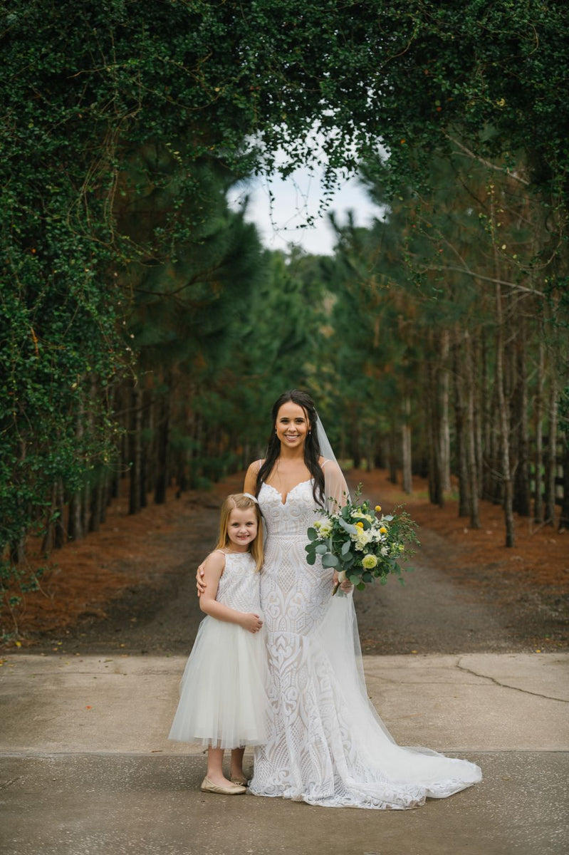 Hayley Paige West – Nearly Newlywed