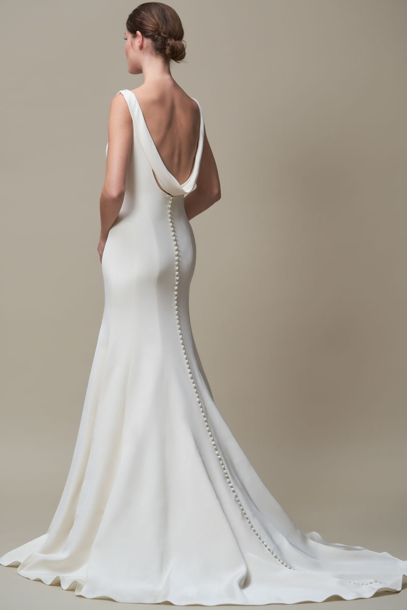 Jenny Yoo Kennedy – Nearly Newlywed