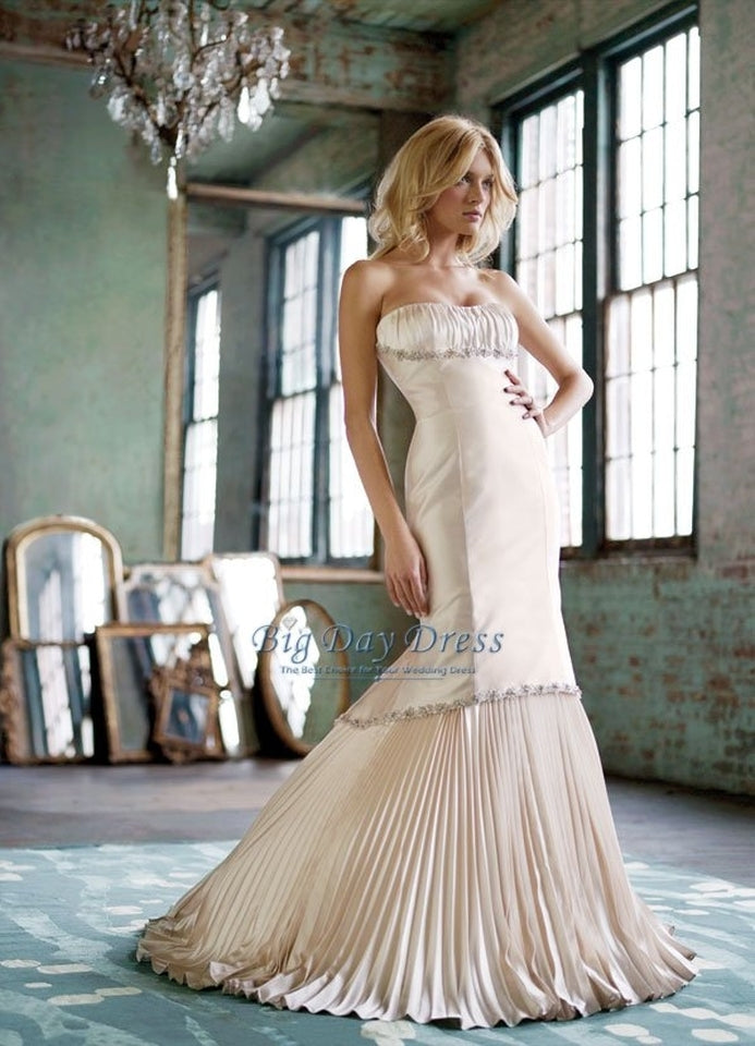 Jim Hjelm JH8611 – Nearly Newlywed