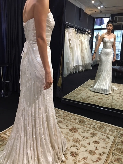 Karen Willis Holmes Layla – Nearly Newlywed