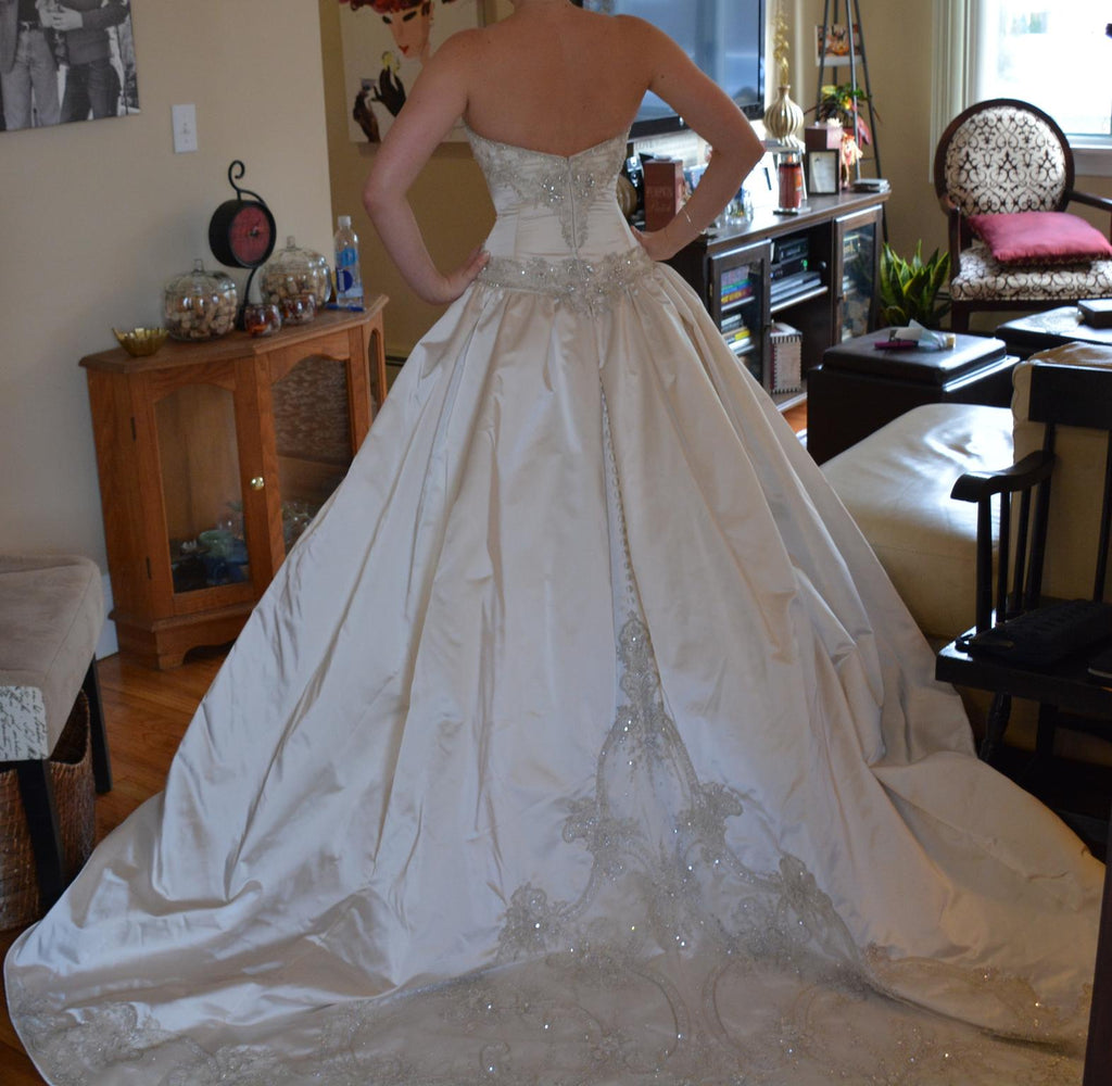 Kenneth Pool Stunning – Nearly Newlywed