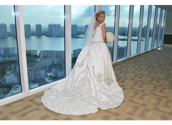 Kenneth Pool Kenneth Pool Ball Gown – Nearly Newlywed