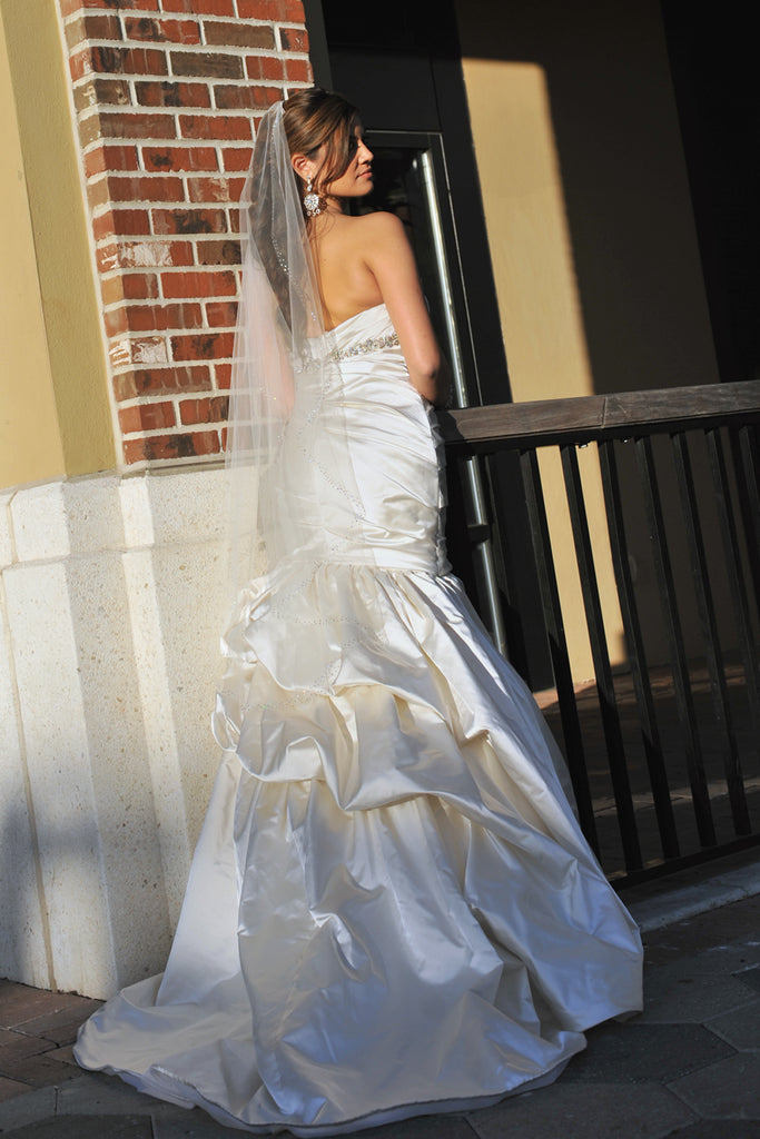 Kenneth Pool Romantic – Nearly Newlywed