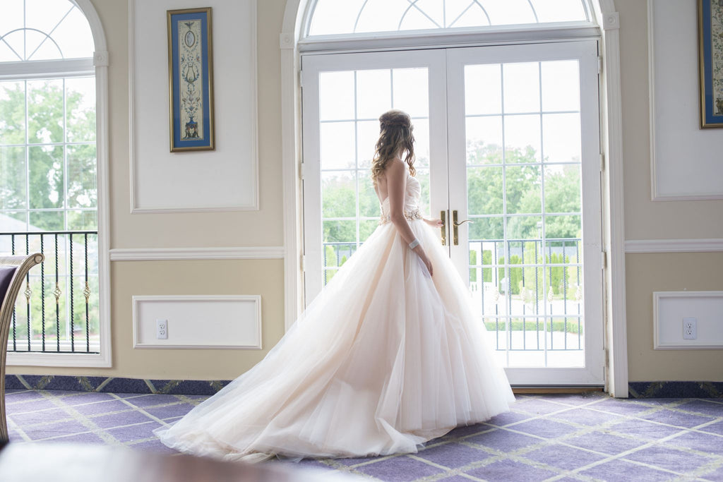 Lazaro 3108 – Nearly Newlywed