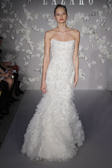 Lazaro Lazaro 3010 Size 10 – Nearly Newlywed