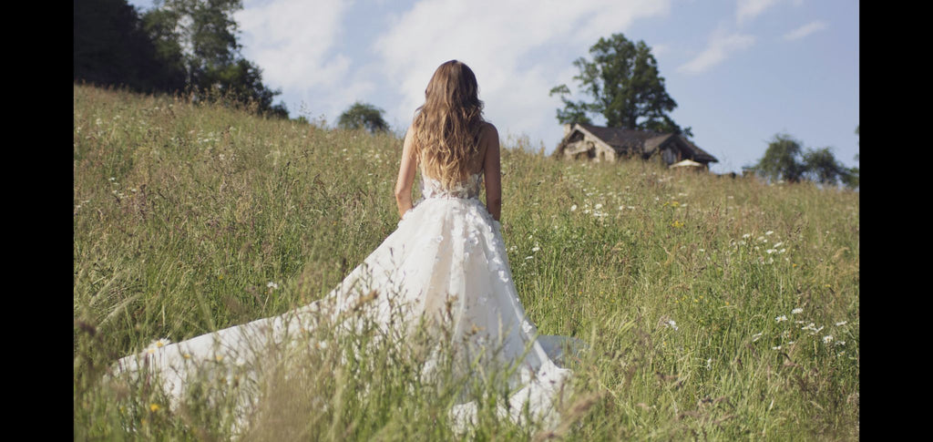 Liz Martinez Colette – Nearly Newlywed