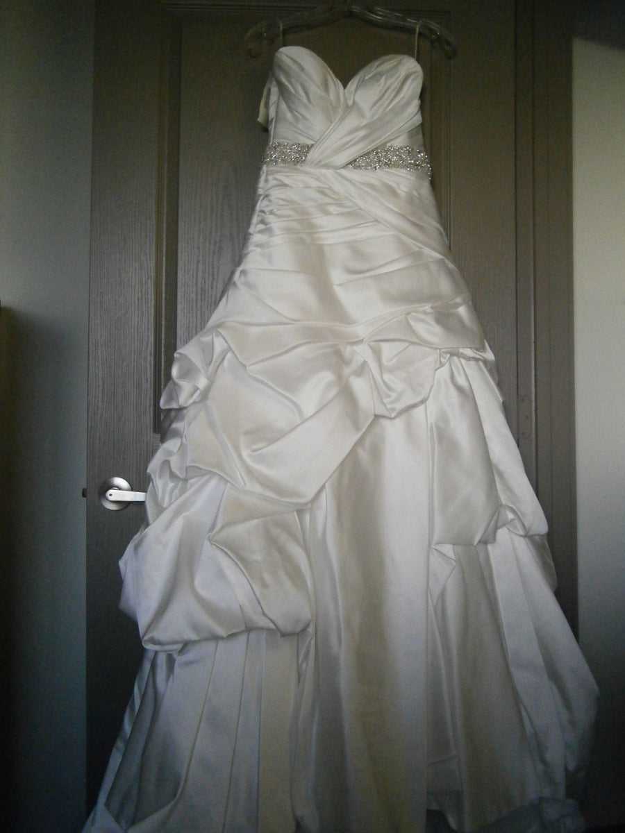 Maggie Sottero Calista – Nearly Newlywed