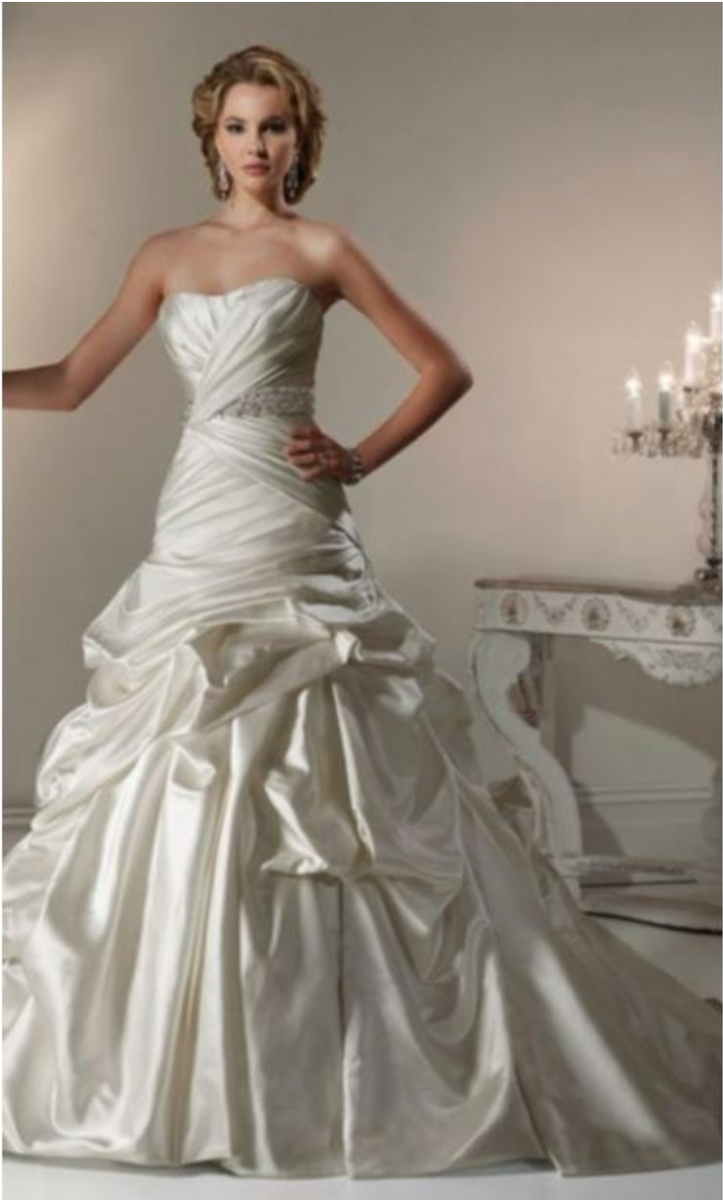 Maggie Sottero Calista/013-A3465 – Nearly Newlywed