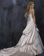 Maggie Sottero Cassandra – Nearly Newlywed