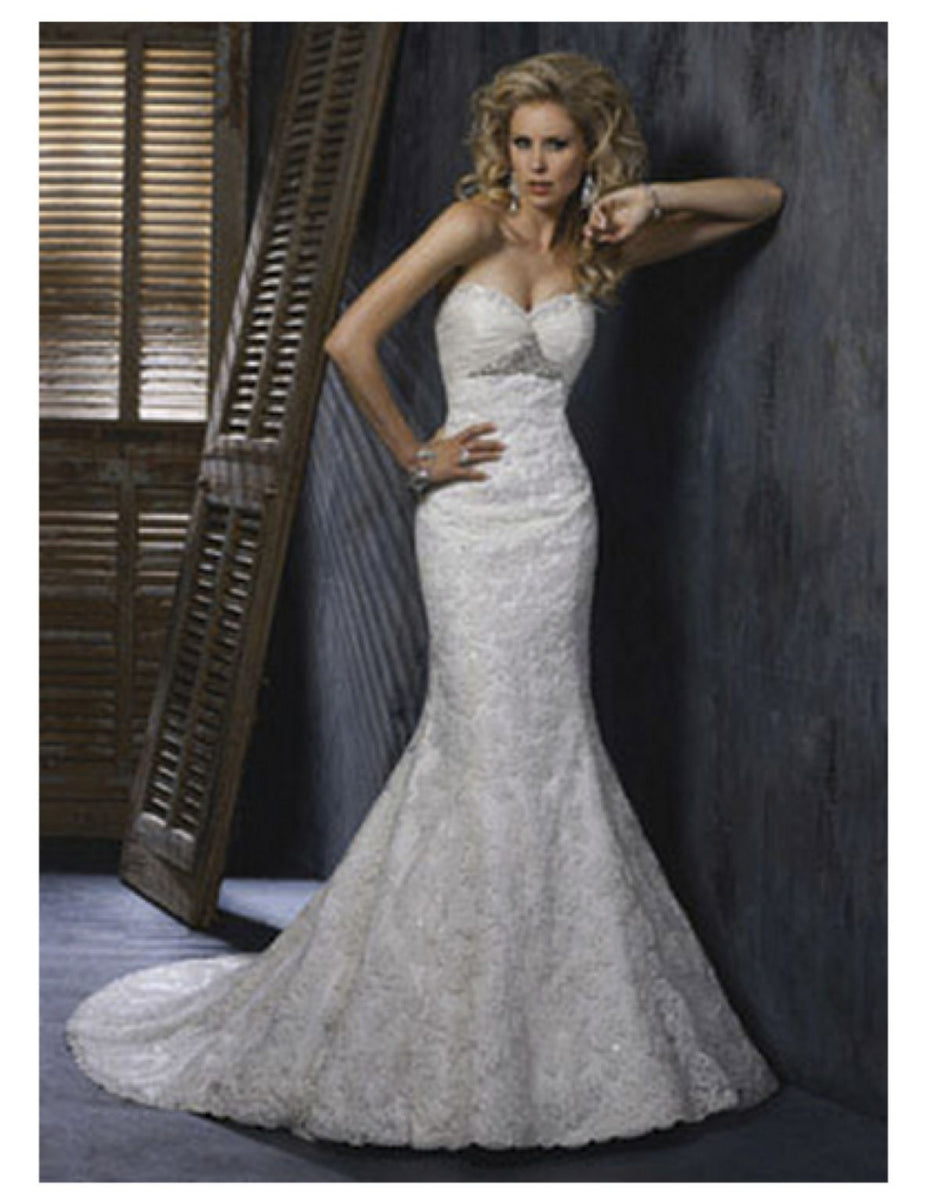 Maggie Sottero Evelyn – Nearly Newlywed