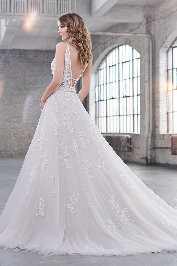 Martin Thornburg Janice 219215 NEW – Nearly Newlywed