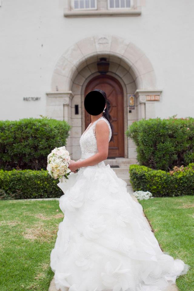 Monique Lhuillier Miracle – Nearly Newlywed