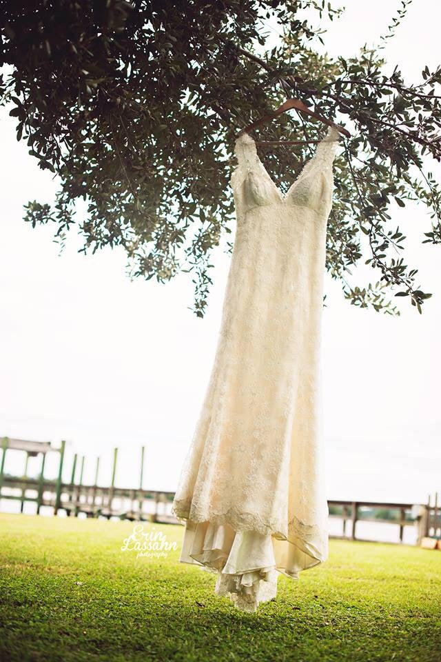 Monique Lhuillier Maria – Nearly Newlywed