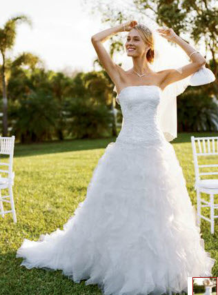 Monique Luo CH515 – PreOwnedWeddingDresses