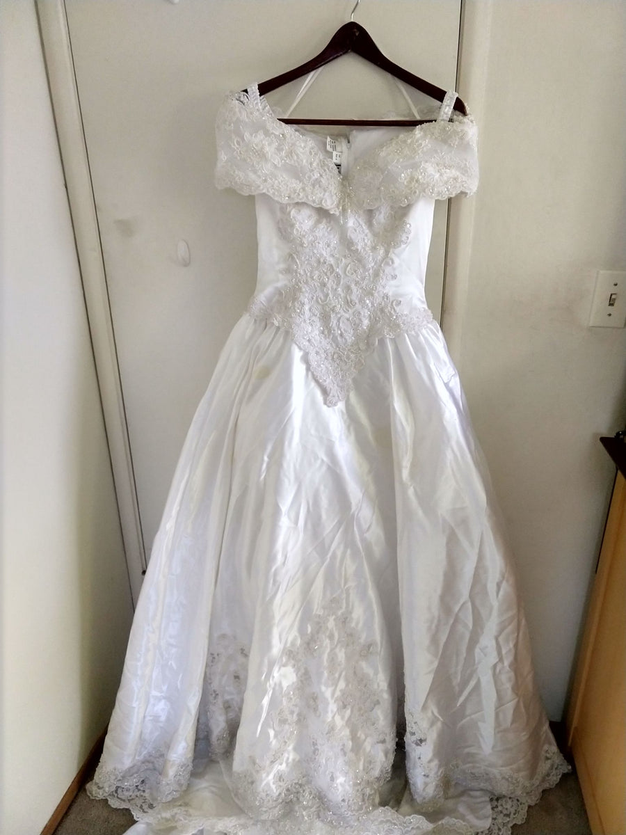 Mori Lee RN 21360 – Nearly Newlywed