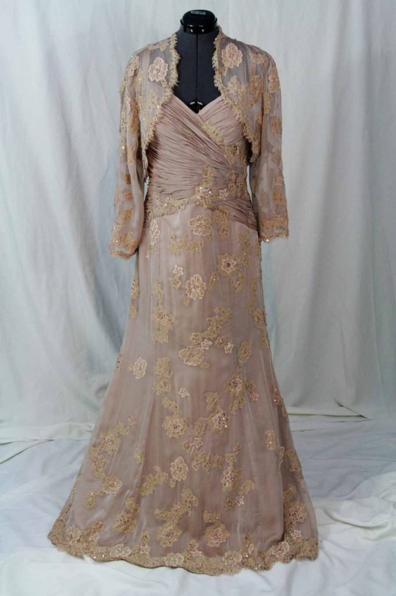 Mori Lee VM Collection style # 70221 – Nearly Newlywed