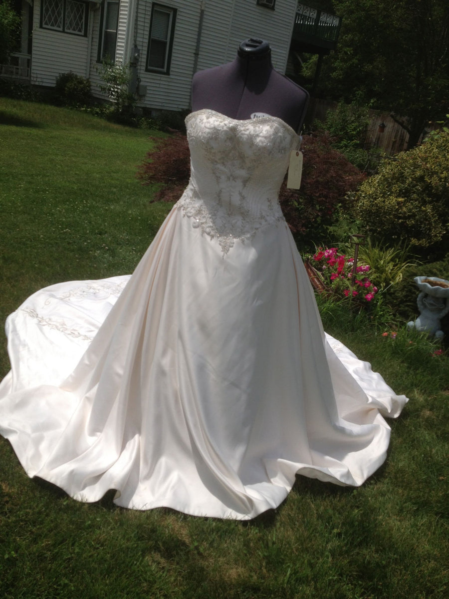 Other BLUSH PINK – Nearly Newlywed