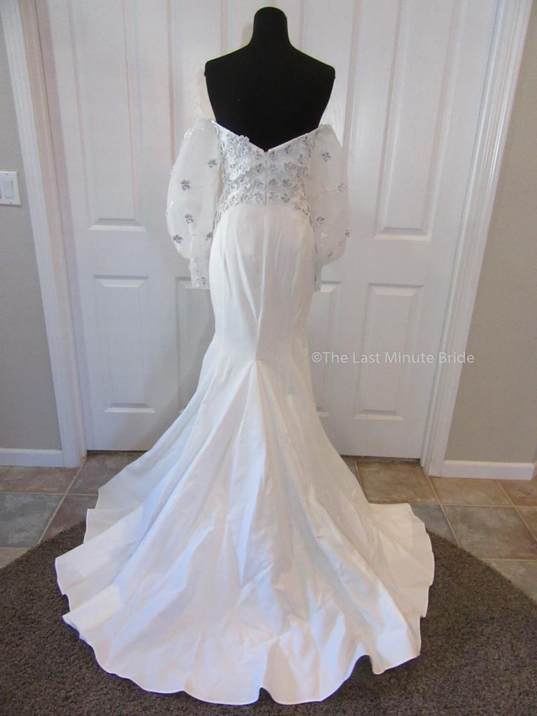 Other Sofia Cali Clara Gown – Nearly Newlywed