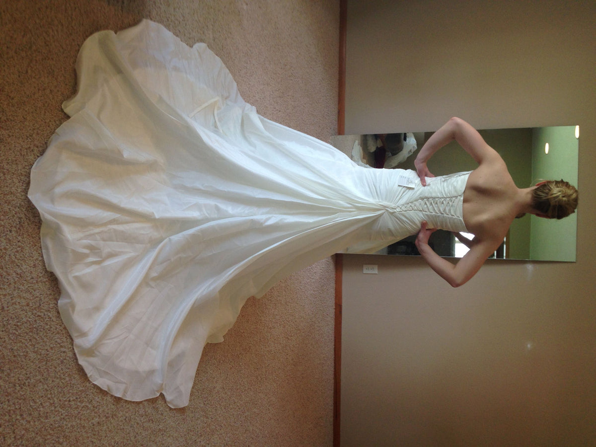 Other MK143 Ivory – Nearly Newlywed