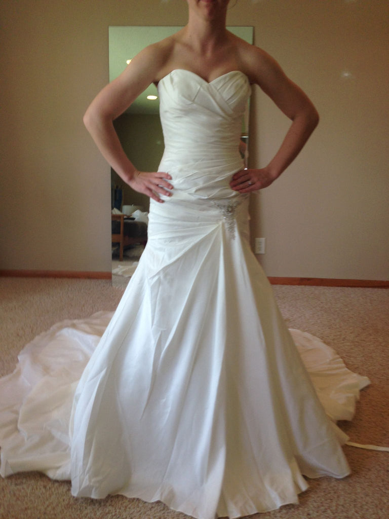 Other MK143 Ivory – Nearly Newlywed