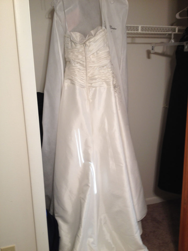 Other Raylia – PreOwnedWeddingDresses