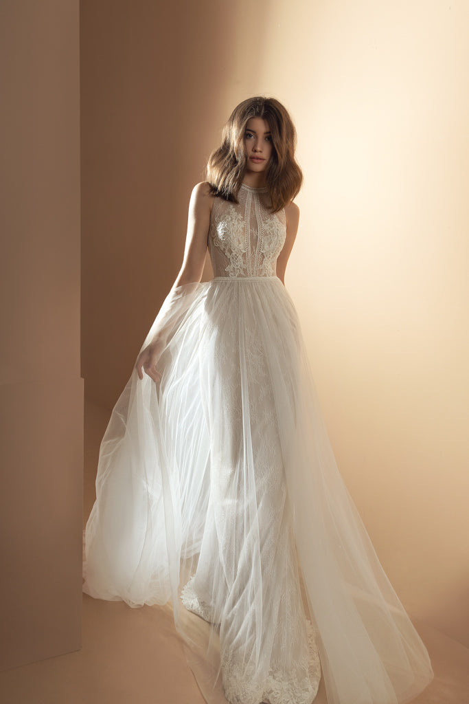 Other Lynn L2001 by Ariamo – Nearly Newlywed