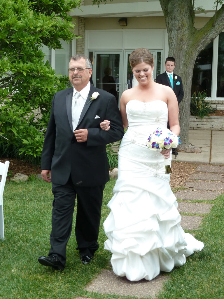 Other Rand Evan (Beyonce) – Nearly Newlywed