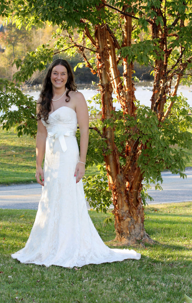 Paloma Blanca 4355 – PreOwnedWeddingDresses