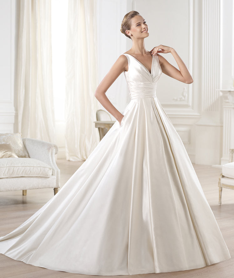 Pronovias Ocumo – Nearly Newlywed