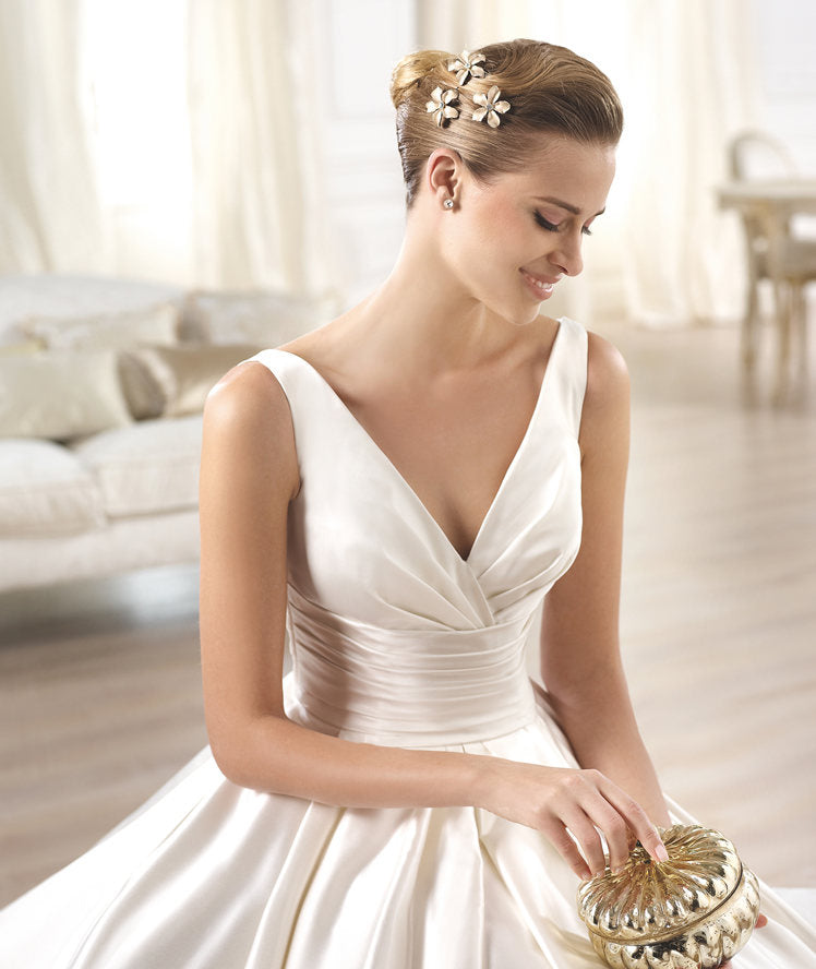 Pronovias Ocumo – PreOwnedWeddingDresses