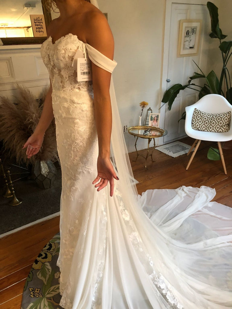 Pronovias Davinia – Nearly Newlywed