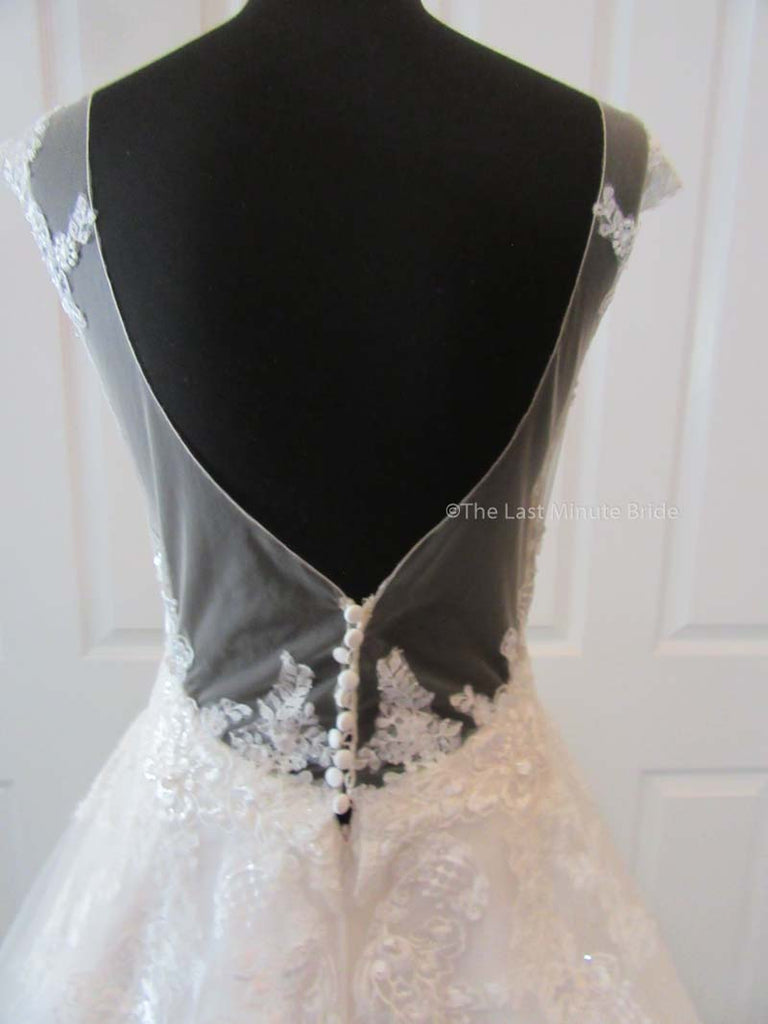 Rebecca Ingram Macey 9RC003 – Nearly Newlywed