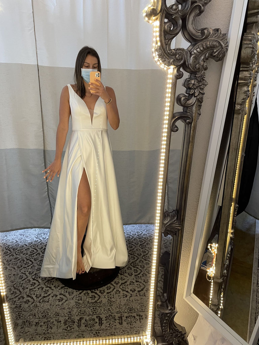 Robert Bullock Tyche/21105 – Nearly Newlywed