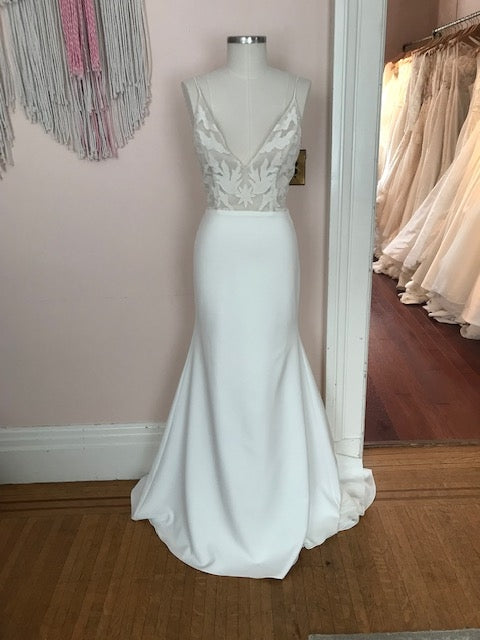 Sarah Seven Eloise – Nearly Newlywed