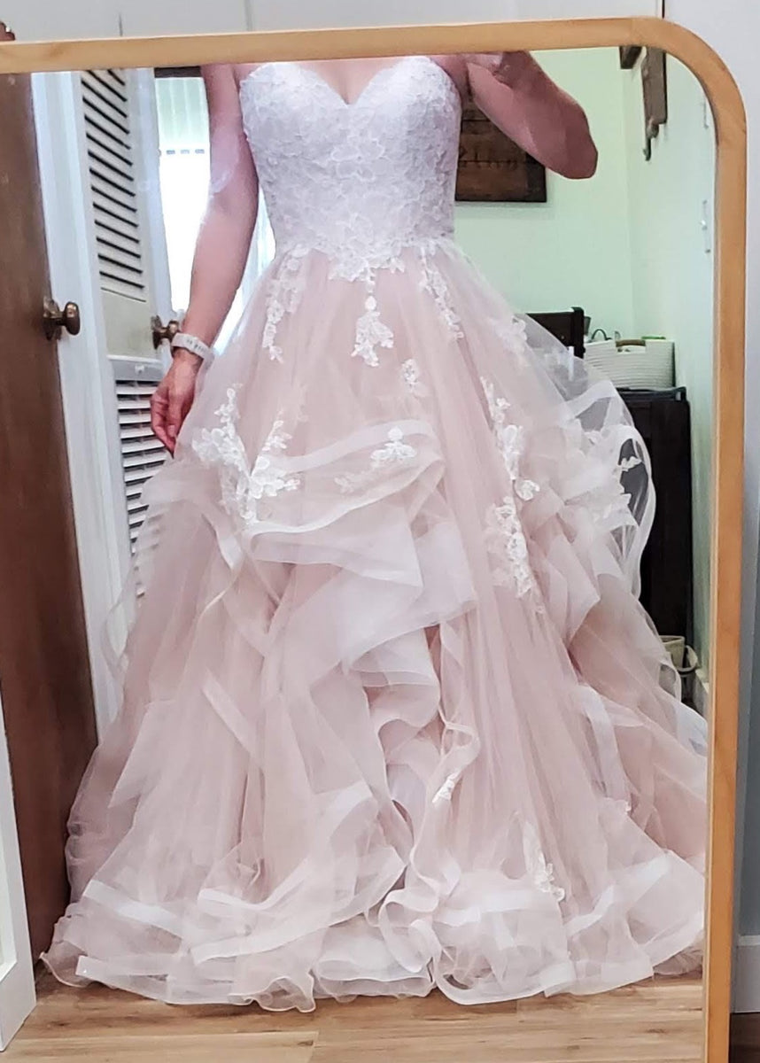 Stella York 6432, 6432DM – Nearly Newlywed