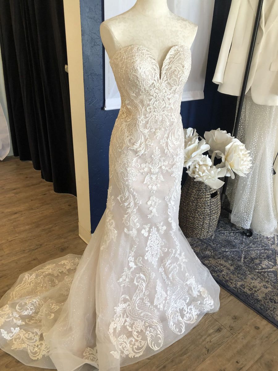 Stella York 6979 – PreOwnedWeddingDresses