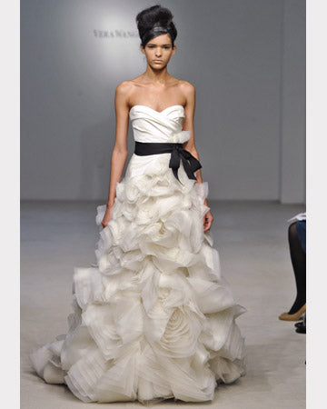 Vera Wang Ghillian / Ghilian – Nearly Newlywed