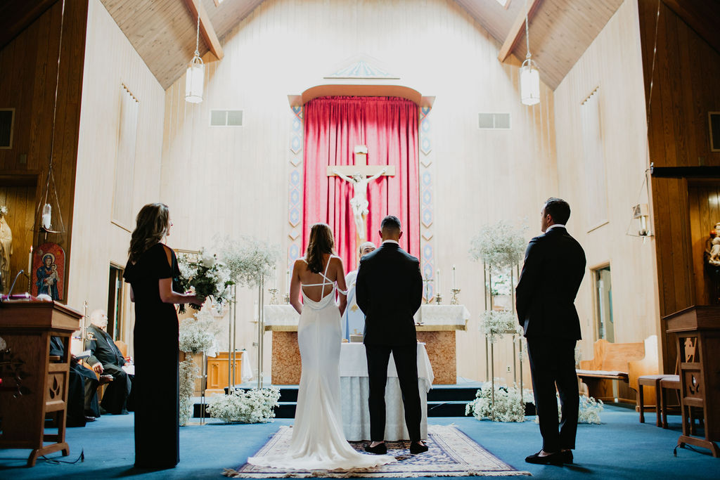 Vera Wang Hailey/122120 – PreOwnedWeddingDresses