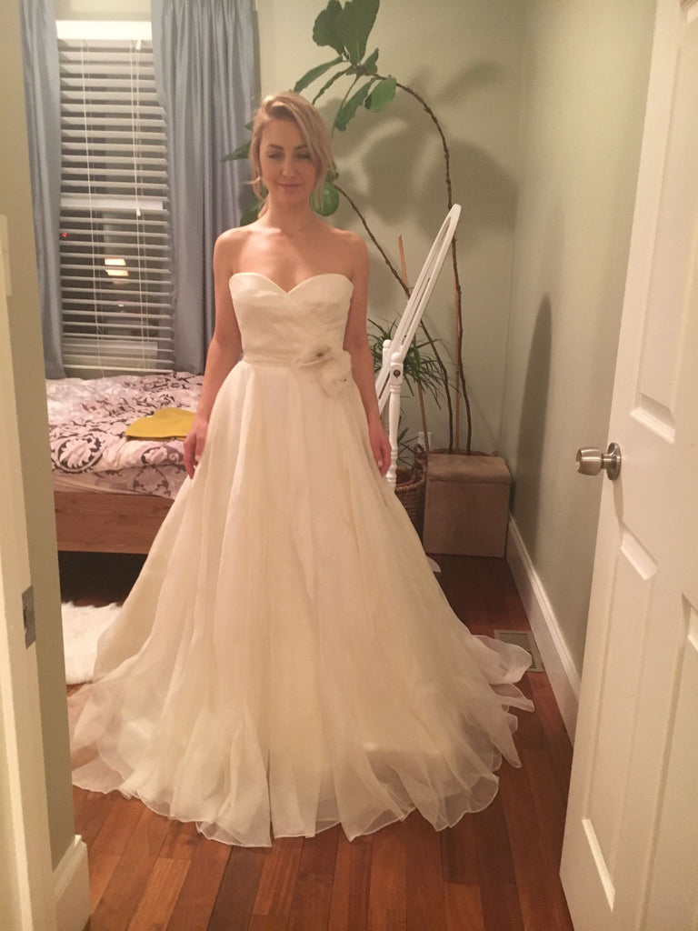 Watters Austin – Nearly Newlywed